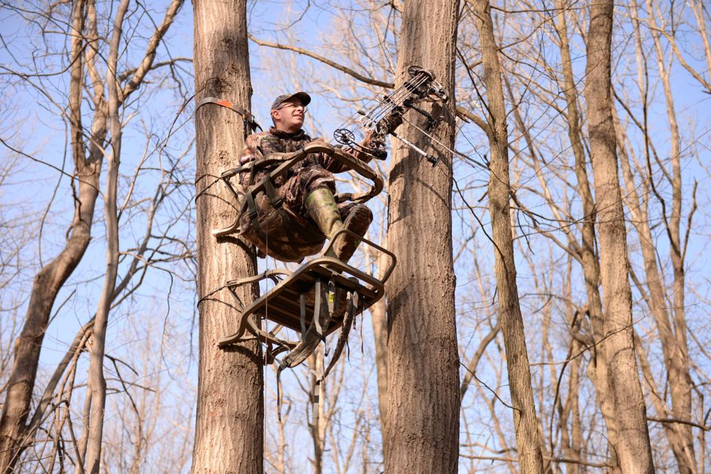 Tree stand accidents increase even as hunter numbers decrease ...