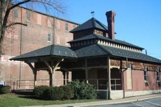 Design Intervention: When the railroads -- and their train stations ...