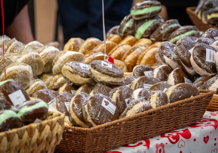 Shady Maple cooks up sweets at Whoopie Pie Celebration [photos ...