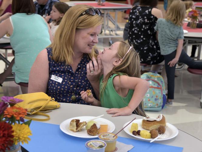 Kindergarten Cafe tradition continues at Doe Run Elementary School ...