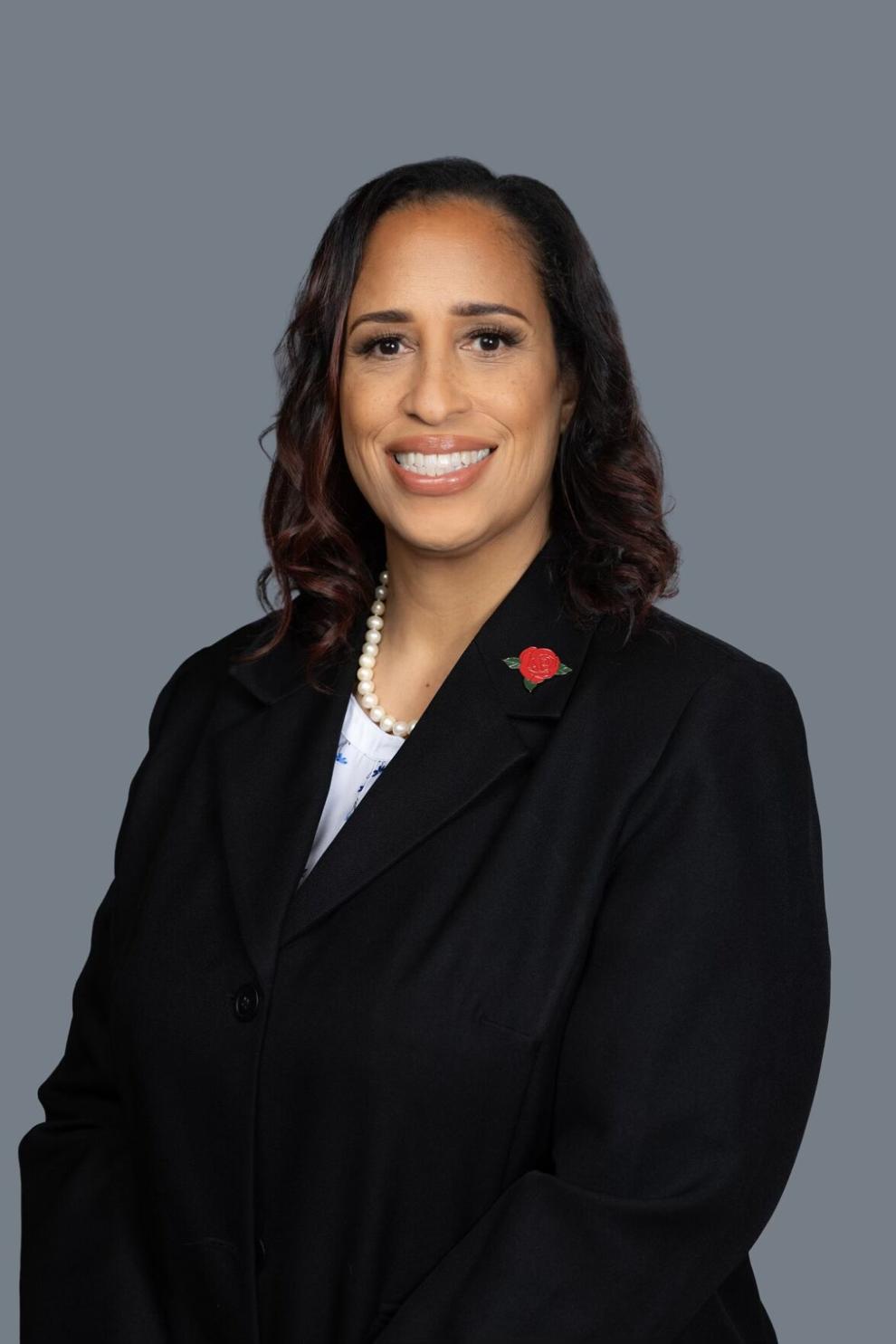 Former City Council candidate Tene Darby resigns from Democratic ...