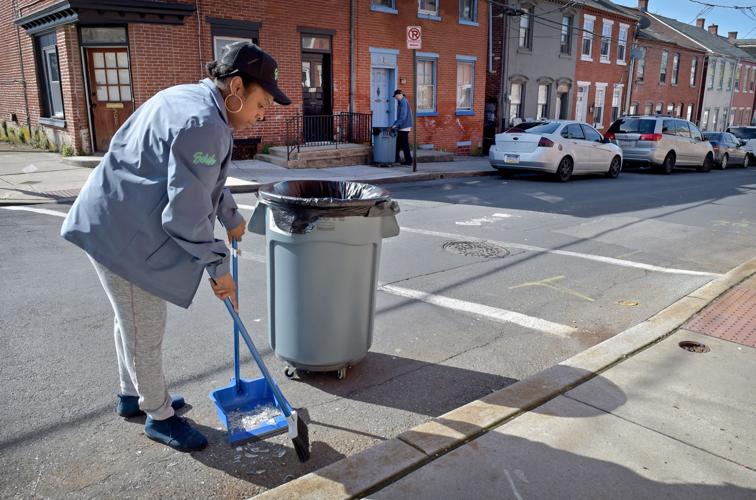 2-person crew gets to work picking up litter in Lancaster's southwest ...