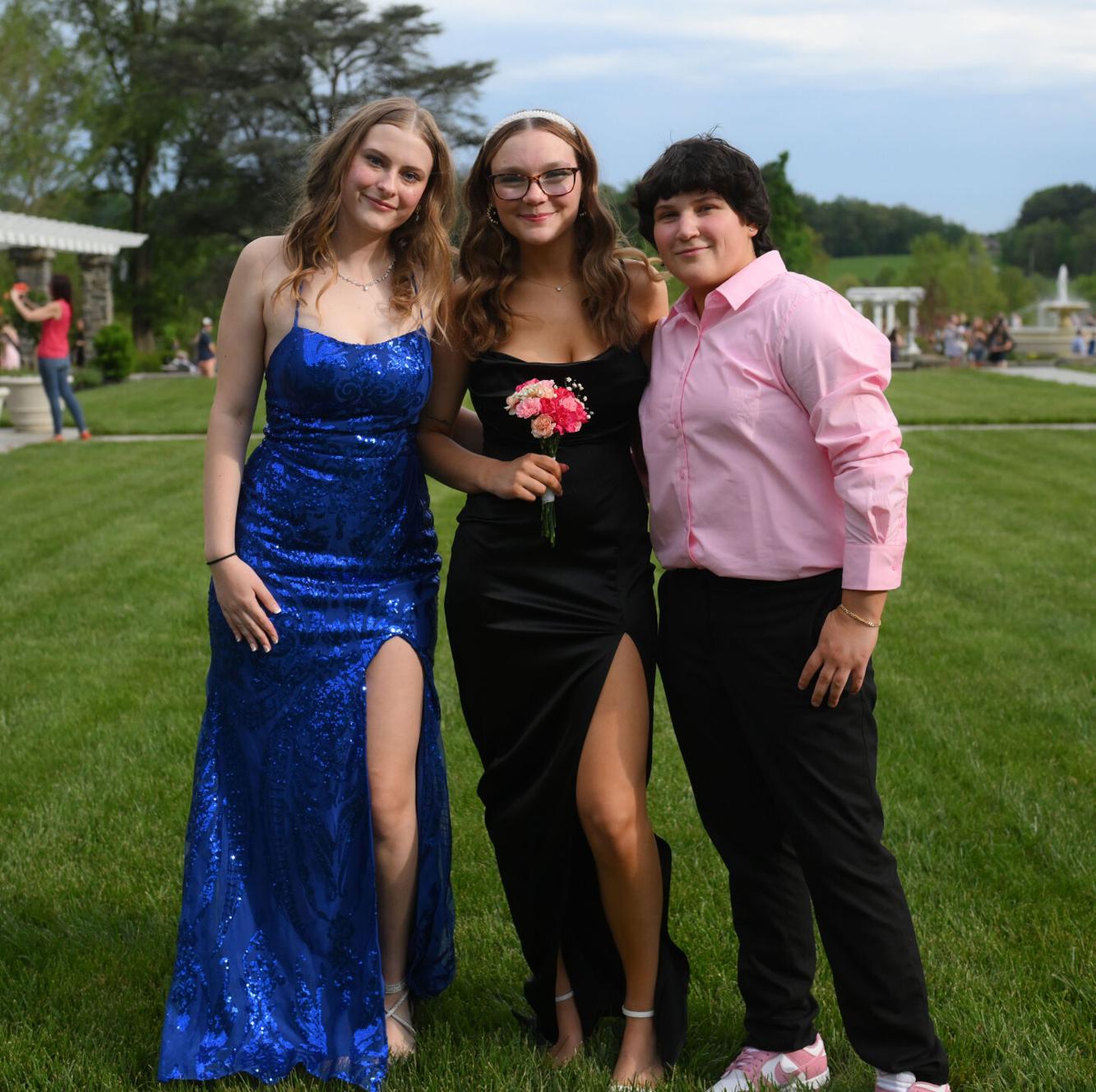 Elizabethtown turns out for 2025 prom [photos] | Local News ...