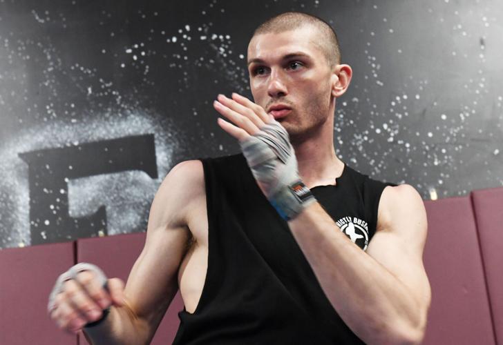 Kickboxing champion Jake Kelly works out at Gracie 717 [photos ...