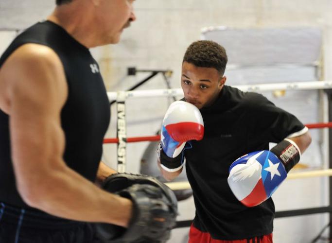 Mike Murrey brings "the good fight" to Saturday's Golden Gloves event ...