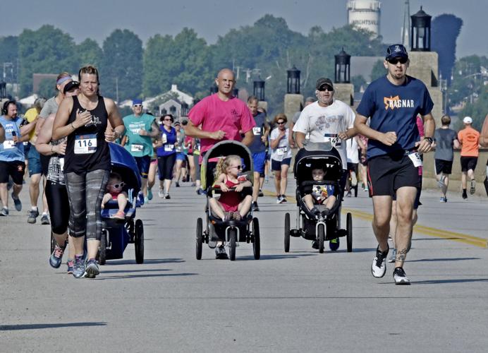 300 plus run 5k over river bridge | Local News | lancasteronline.com