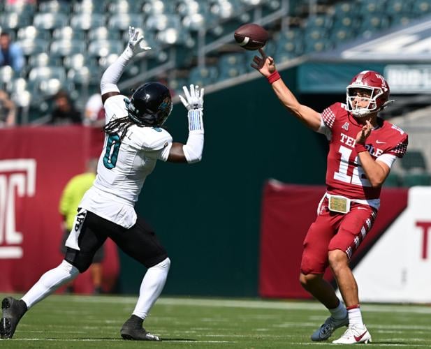 Temple vs. Coastal Carolina - NCAA Division I football [photos ...