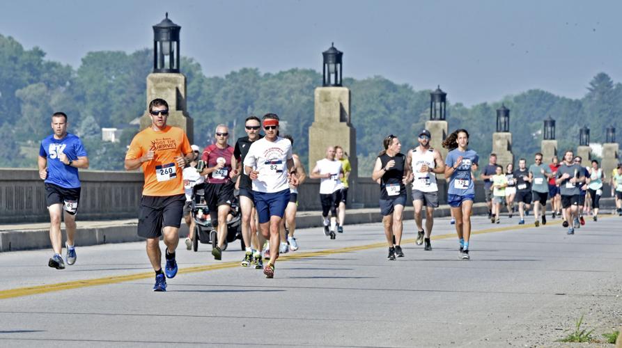 300 plus run 5k over river bridge | Local News | lancasteronline.com