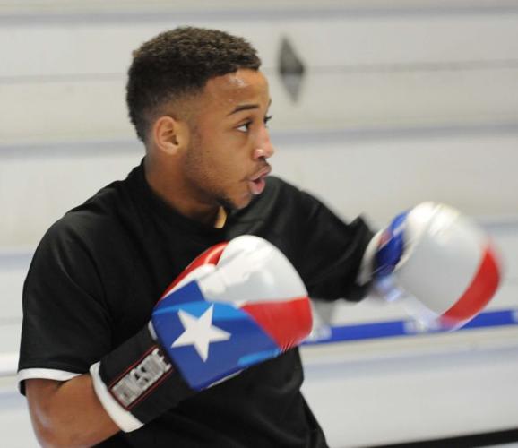 Mike Murrey brings "the good fight" to Saturday's Golden Gloves event ...