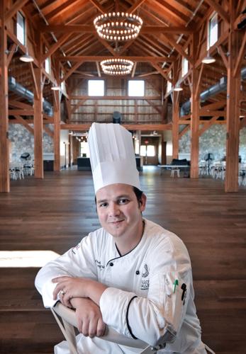 Un chef cubano que llegó al país el cuatro de julio se siente bendecido ...