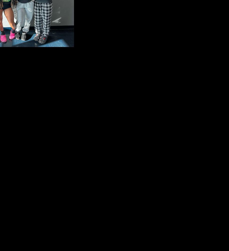 Cedar Crest's Kaddel Howard goes back-to-back in the 400 at the PTFCA indoor state championships ...