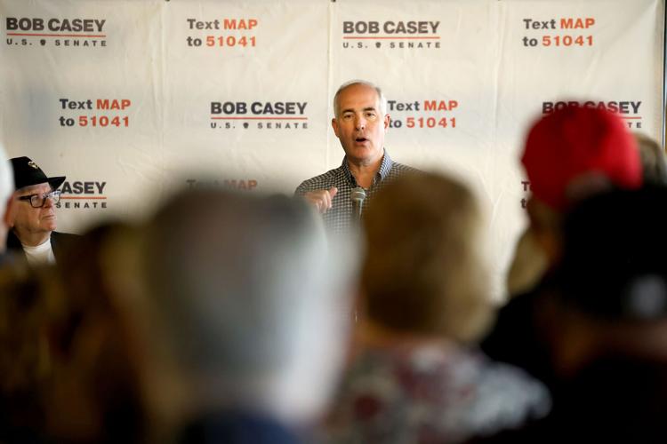 Sen. Bob Casey visits Tellus360 in Lancaster for campaign event [photos ...