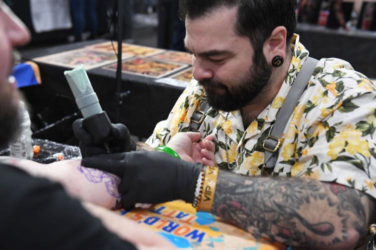 Pon, tattoo artist featured in 'Ink Master,' tattoos at Lancaster event ...