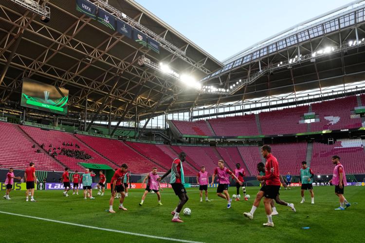 Adam Wharton starts for Crystal Palace against Rayo Vallecano in ...