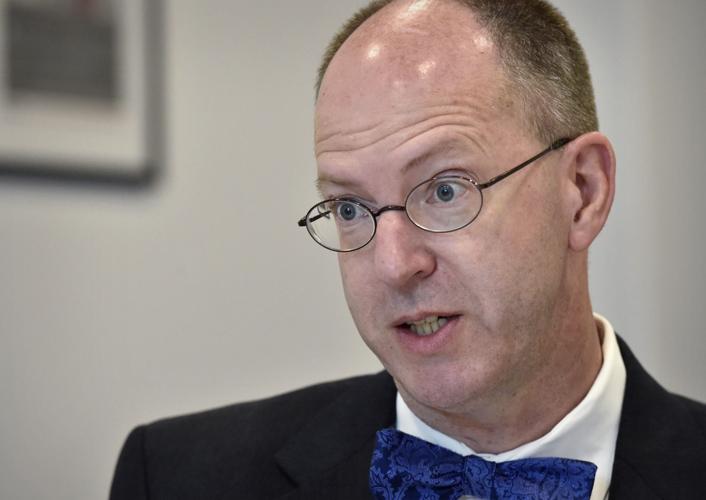 Official: Former state trooper convicted of sex crimes was left off ...