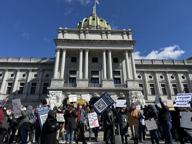 Harrisburg 50501 protest [photos] | | lancasteronline.com