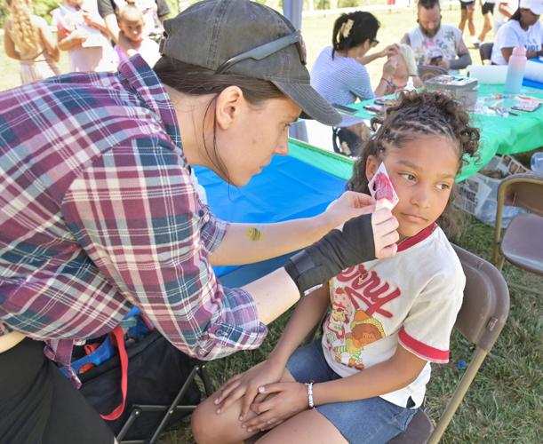 Community members turn out for Peace in the Streets block party [photos ...