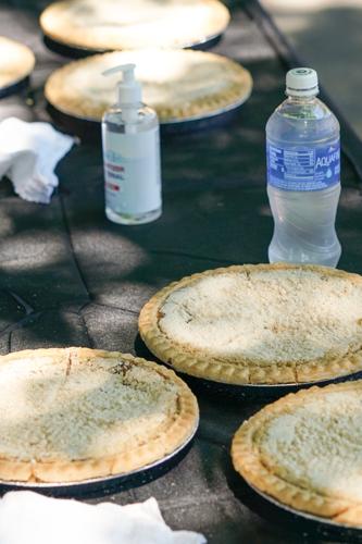 Shoo-fly pie eating contest at Dutch Wonderland (photos) | Local News ...