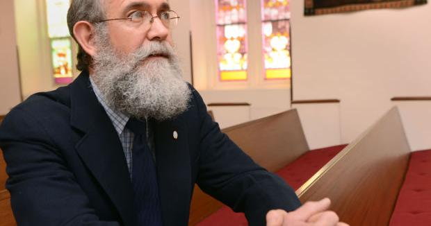 Pastor Stephen Hollinger | | lancasteronline.com