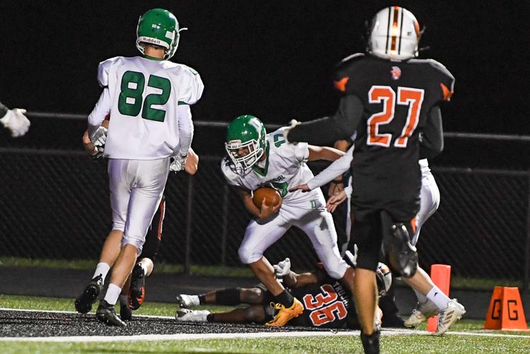 Mikey Bentivegna gouges out 382 rushing yards, 6 TDs as York Suburban ...