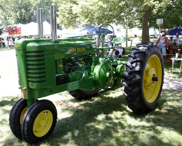 Photos from the 2013 New Holland car, tractor show | News ...