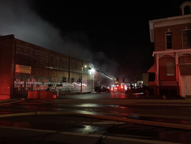 Scenes from the fire at Tollbooth Antiques in Columbia [photos] | Local ...
