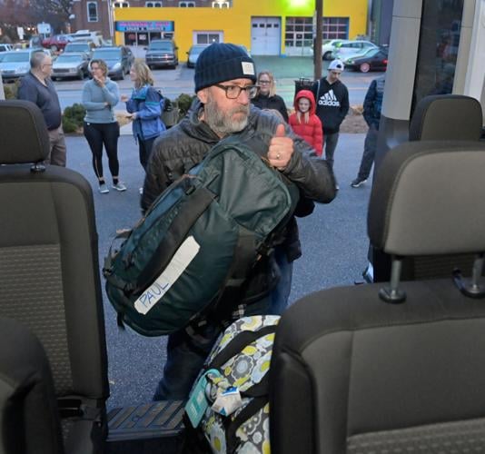 Stone Independent School students leave for 13-day road trip [photos ...