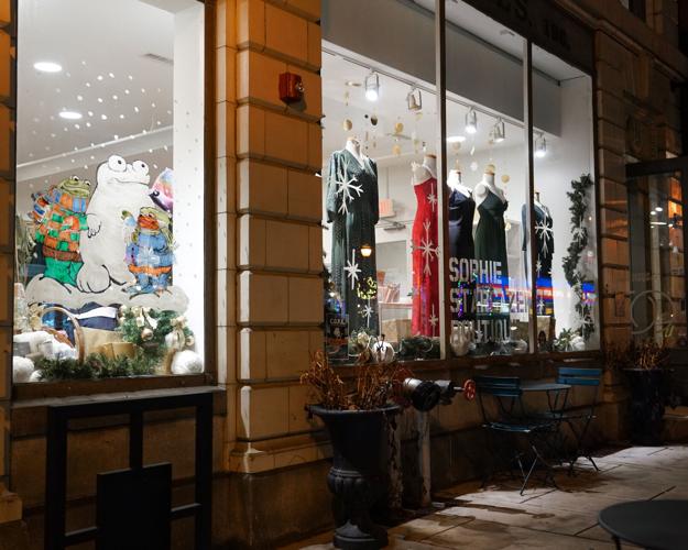 Retailers prepare for the holiday shopping season at Lancaster Shops ...