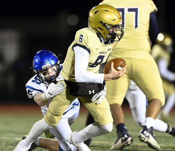 Lampeter-Strasburg vs. Bishop McDevitt - District 3 Class 4A football ...