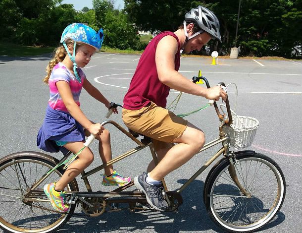 Actor Jonathan Groff stresses bike safety at local elementary school ...