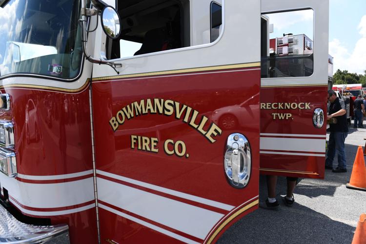 Firefighters visit Fairmount Homes for a community parade [photos ...