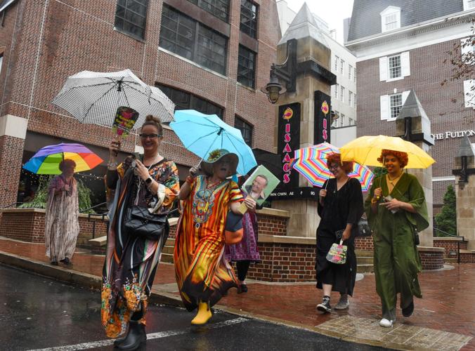 ‘Helen Ropers’ romp through Lancaster in Caftan Crawl [photos ...