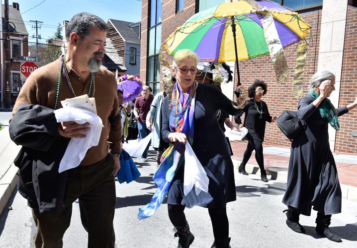Watch: New Orleans-style 'second-line' parade brings NOLA celebration ...
