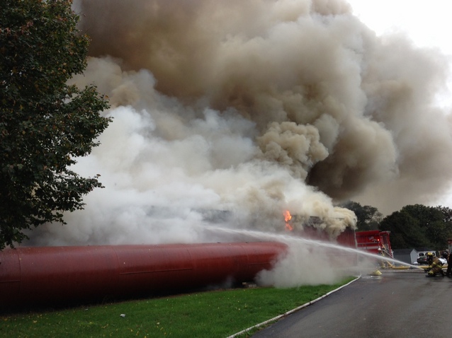 3-alarm blaze rips into Bird-in-Hand business | News | lancasteronline.com