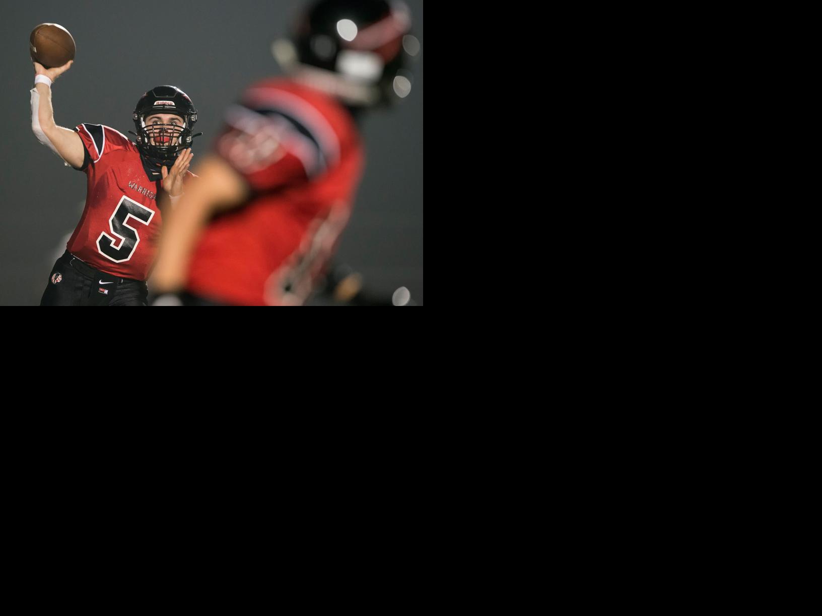 Colton Miller notches 4-TD night as Warwick earns L-L League football ...