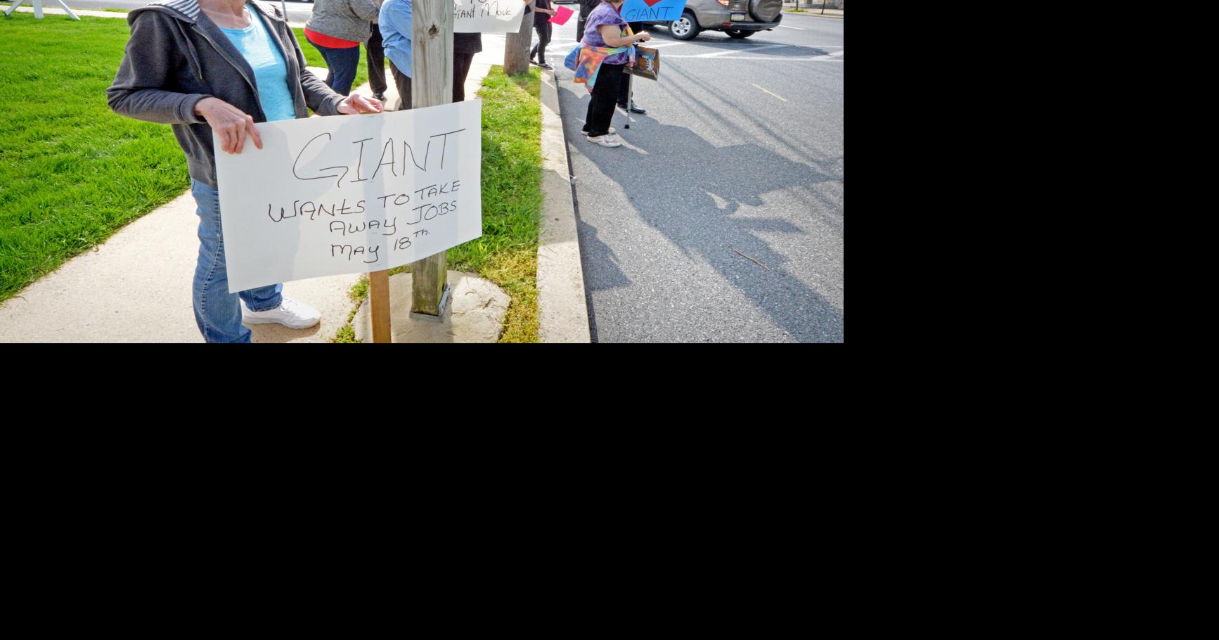 Residents protest the closing of Giant in Lancaster city | Local News ...