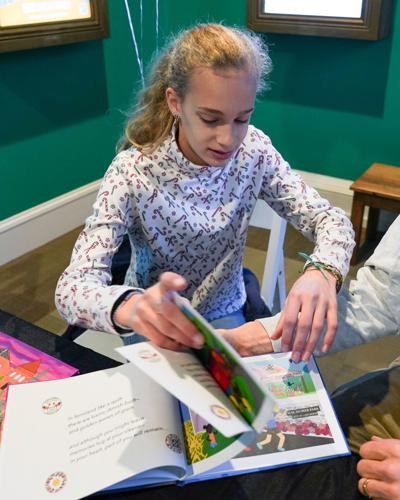 Corey & Piper Fogleman book signing [photos] | | lancasteronline.com