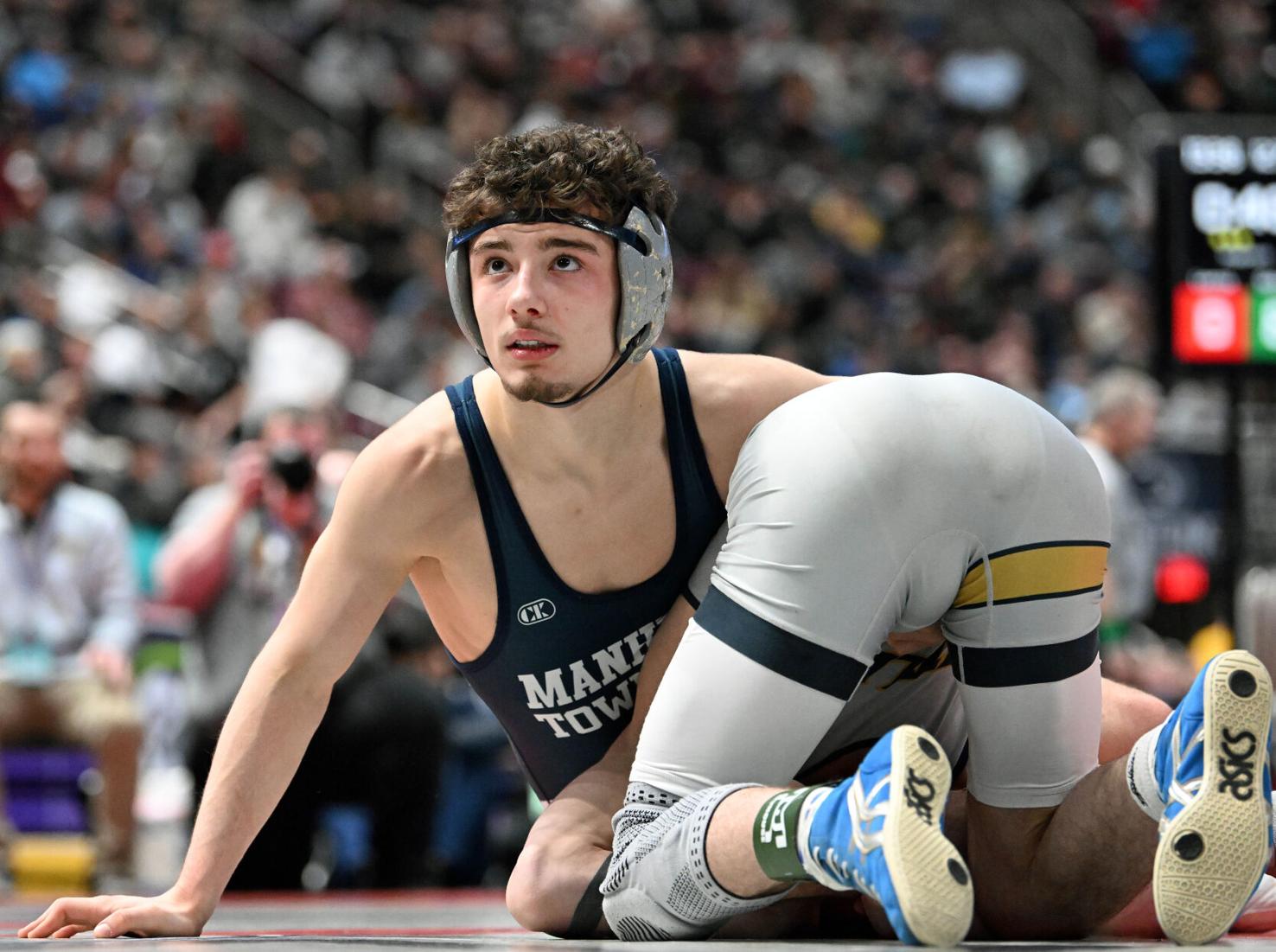 L-L League crowns 2 winners at District 3 Class 3A boys wrestling ...