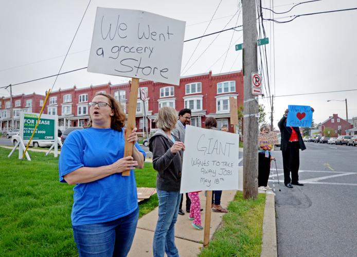 Residents protest the closing of Giant in Lancaster city | Local News ...