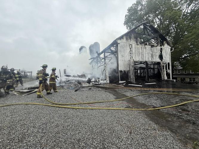 Fire crews battle 2-alarm barn fire in Strasburg Township on Wednesday ...