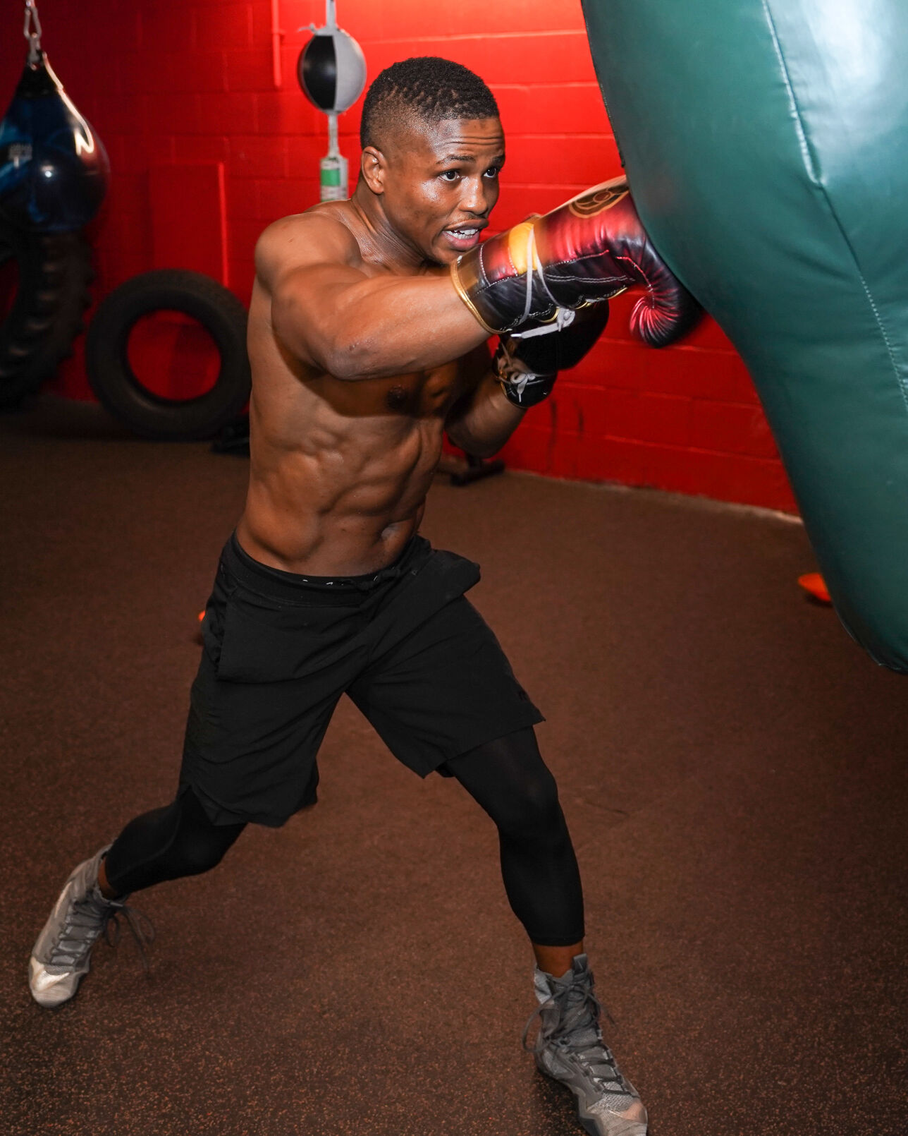 Lancaster boxer James Bernadin joins Team Combat League starting ...