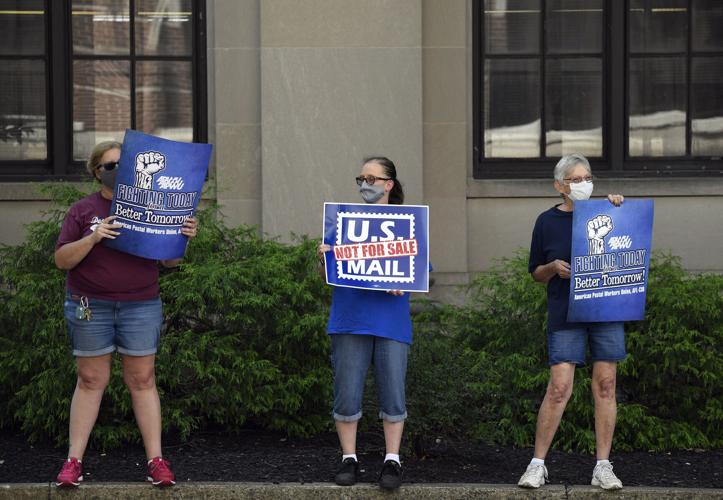 'Save our USPS' protesters rallied outside Lancaster city postal office ...