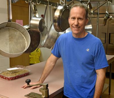 In the Spotlight: Longtime volunteer plans Thanksgiving dinner for 600 ...