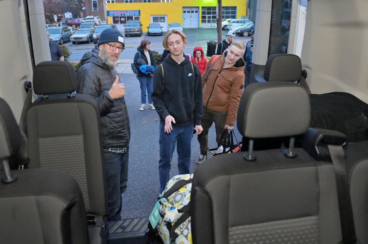 Stone Independent School students leave for 13-day road trip [photos ...