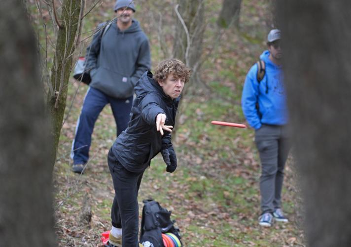 Silver Bells IV Disc Golf Tournament [photos] | | lancasteronline.com