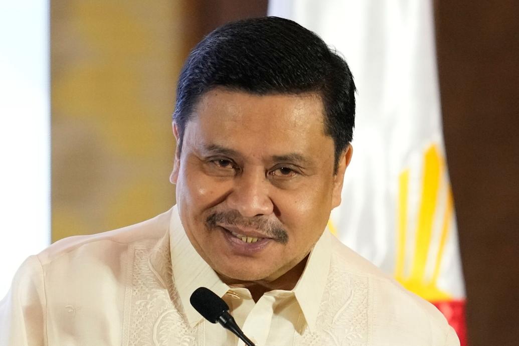 Un senador filipino acusado de corrupción dice que se entregará | Mundo ...