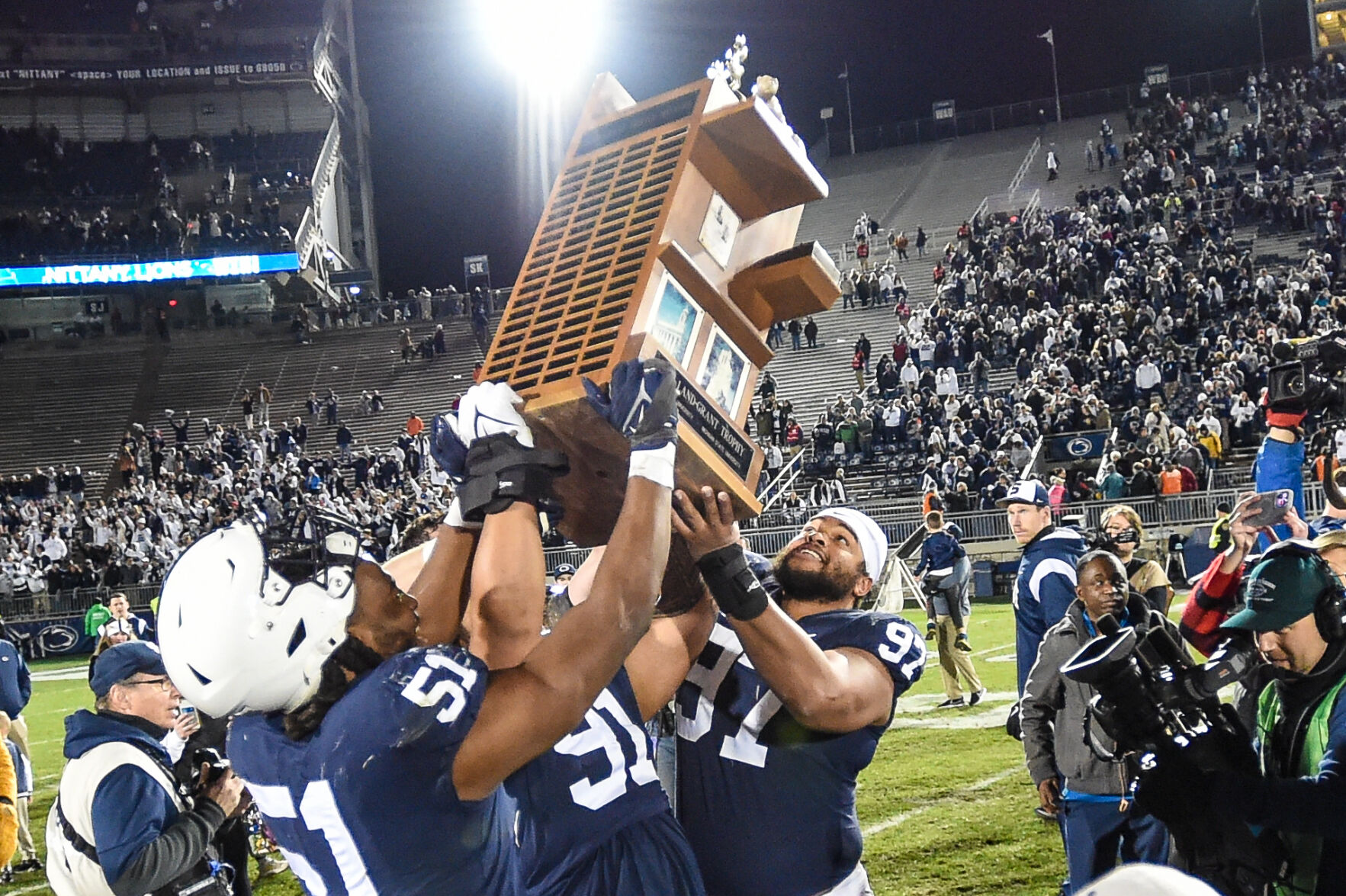 Penn State Market Report: The glued-together Land-Grant Trophy edition ...