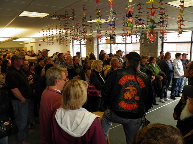 'Amish Mafia' star Lebanon Levi draws a crowd at Lebanon library ...