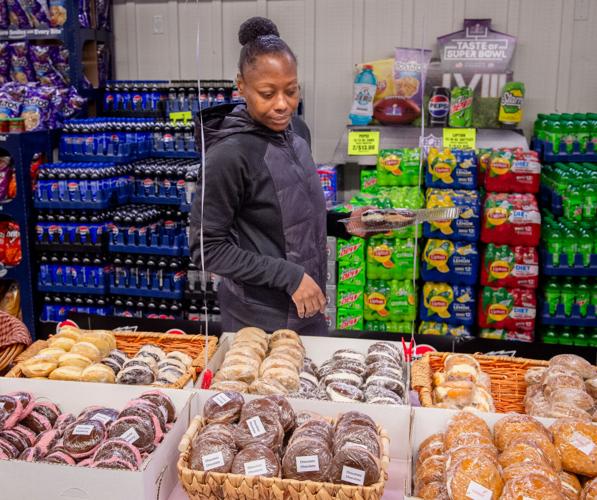 Shady Maple cooks up sweets at Whoopie Pie Celebration [photos ...