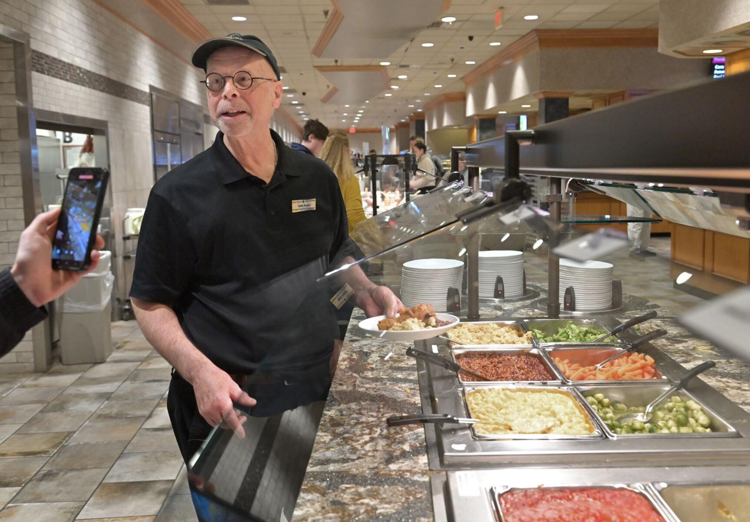 3 people you’ll meet at Shady Maple Smorgasbord, which turns 40 this year [photos, video ...